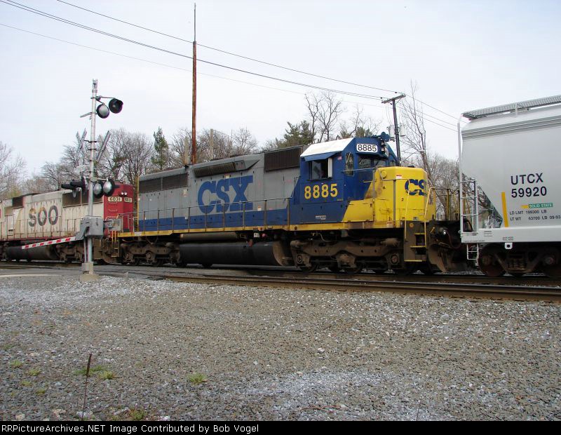 CSX 8885